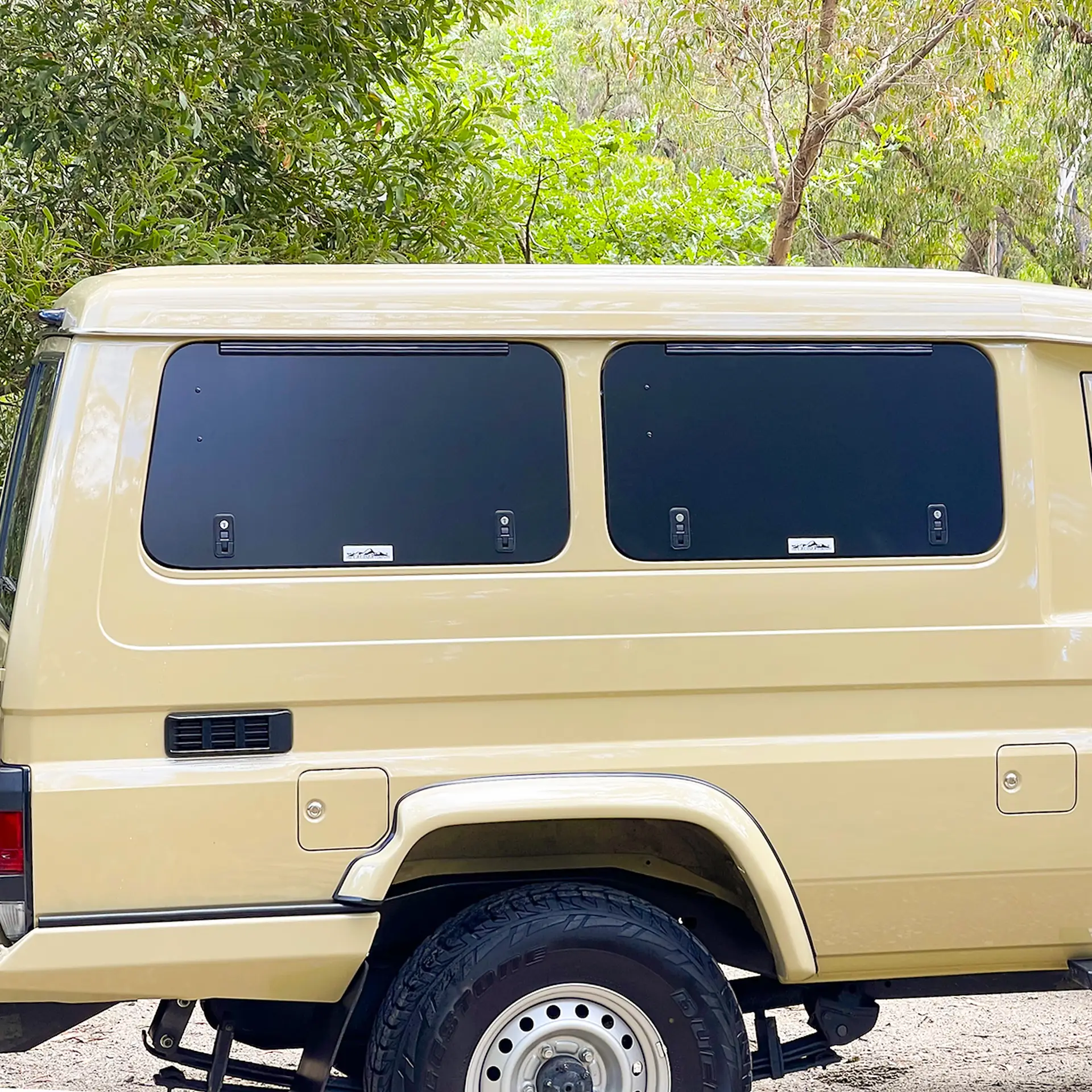 Toyota Landcruiser Troopcarrier 75 & 78 Series Lift Up Window - The ...
